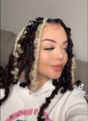 70 Butterfly Locs With Color Photos 2024 for Haircut Inspiration